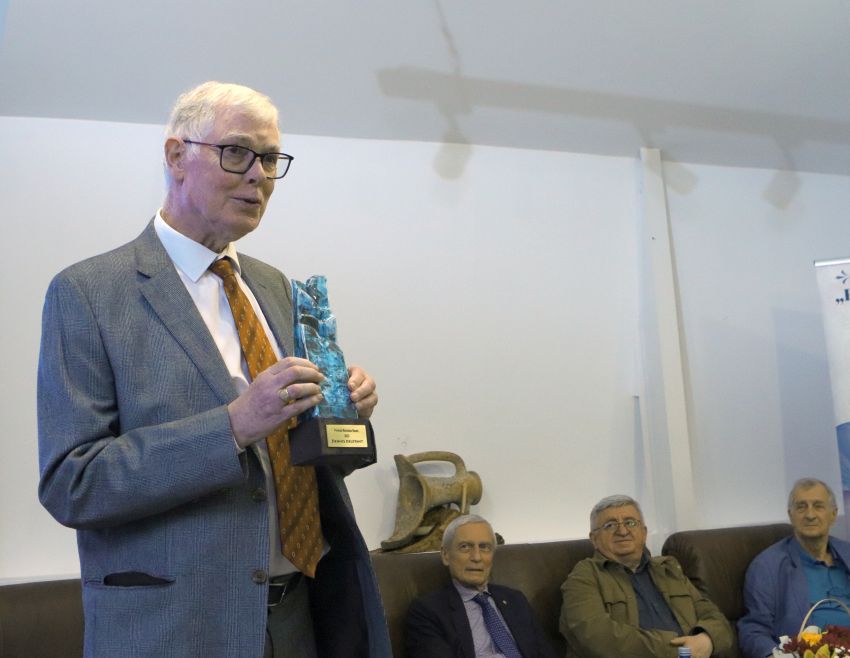 Dennis Deletant este câștigătorul premiului ”Romulus Rusan” pe anul ...
